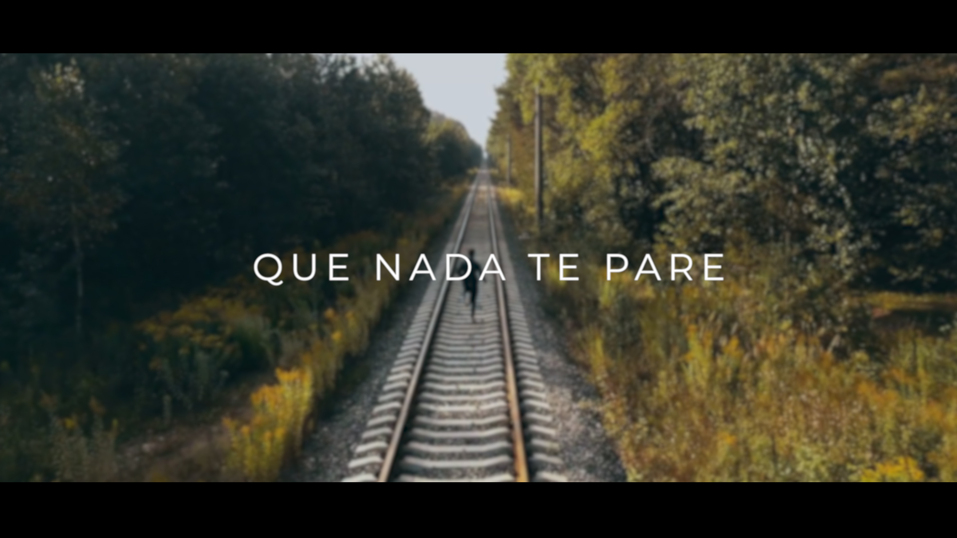 Cómo hacer una intro cinematográfica